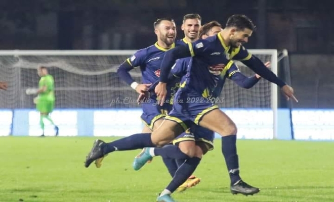 Primo GOL nei PROFESSIONISTI per un forte BOMBER TOSCANO