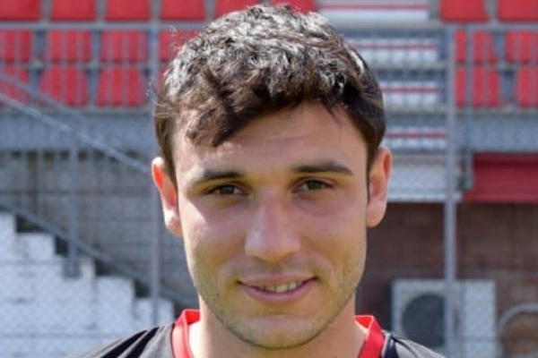 Nuovo TERZINO per una formazione di PROMOZIONE
